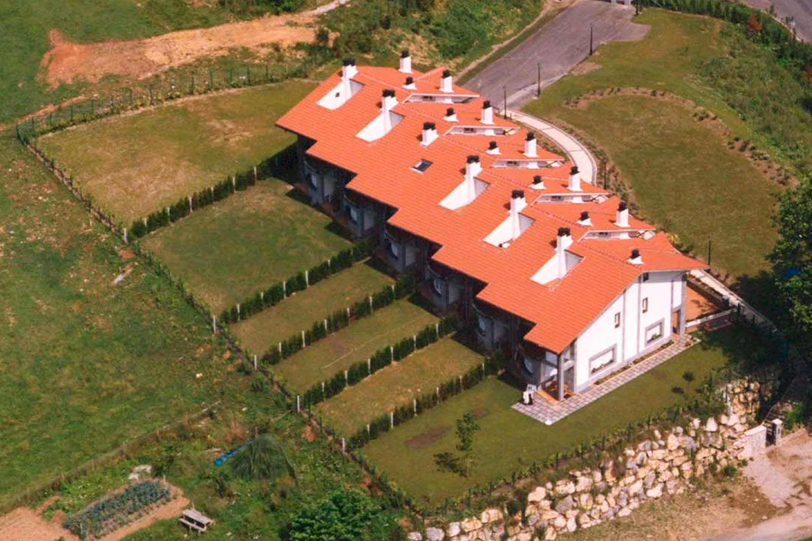 Galería de imágenes de Mendi-Mendian | Sukia